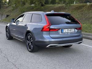 Zils Volvo V90 2017 Jonava, ar dzinēja tilpumu 2.00 L un nobraukumu 287 tūkst. km par 18800 €, foto 7 vietnē AUTOMOTO.COM.LV