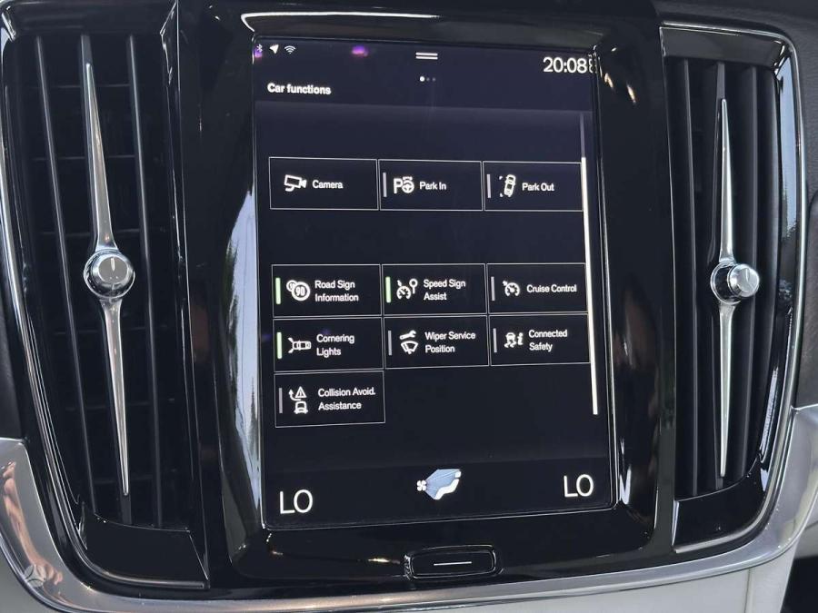 Zils Volvo V90 2017 Jonava, ar dzinēja tilpumu 2.00 L un nobraukumu 287 tūkst. km par 18800 €, foto 26 vietnē AUTOMOTO.COM.LV