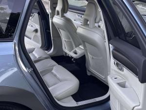 Zils Volvo V90 2017 Jonava, ar dzinēja tilpumu 2.00 L un nobraukumu 287 tūkst. km par 18800 €, foto 28 vietnē AUTOMOTO.COM.LV