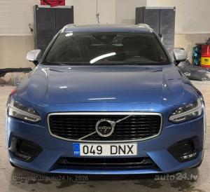 Zils Volvo V90 2017 Tallina, ar dzinēja tilpumu 2.00 L un nobraukumu 305 tūkst. km par 16000 €, foto  vietnē AUTOMOTO.COM.LV