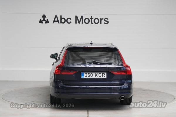 Blue Volvo V90 2017 in Tallinn, with an engine capacity of 2.00 L and mileage of 217 thousand km for 15390 €, photo 6 on AUTOMOTO.COM.LV
