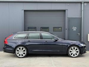 Blue Volvo V90 2017 in Kaunas, with an engine capacity of 1.97 L and mileage of 310 thousand km for 12999 €, photo 9 on AUTOMOTO.COM.LV