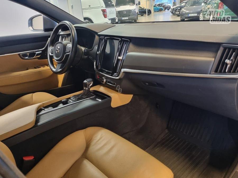 Zils Volvo V90 2018 Kauņa, ar dzinēja tilpumu 0.00 L un nobraukumu 95 tūkst. km par 28324 €, foto 27 vietnē AUTOMOTO.COM.LV