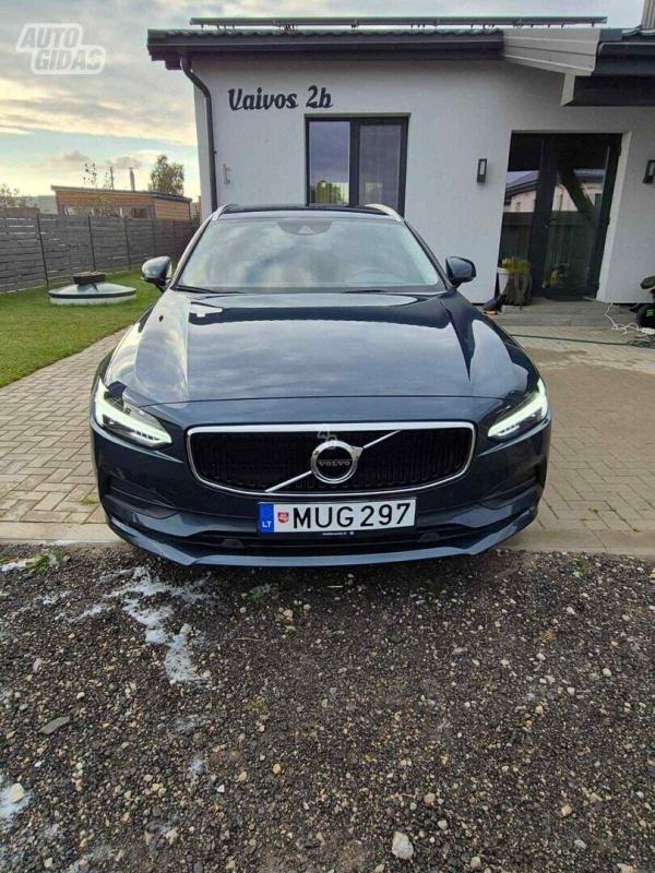 Blue Volvo V90 2018 in Vilnius, with an engine capacity of 2.00 L and mileage of 165 thousand km for 16950 €, photo 1 on AUTOMOTO.COM.LV