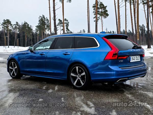 Zils Volvo V90 2018 Pērnava, ar dzinēja tilpumu 2.00 L un nobraukumu 256 tūkst. km par 19900 €, foto 5 vietnē AUTOMOTO.COM.LV