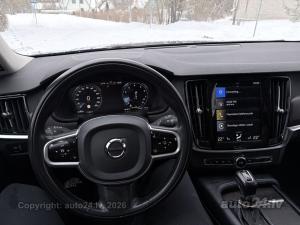 Blue Volvo V90 2018 in Tallinn, with an engine capacity of 2.00 L and mileage of 173 thousand km for 26000 €, photo 9 on AUTOMOTO.COM.LV