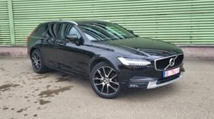 Blue Volvo V90 2018 in Riga, with an engine capacity of 2.00 L and mileage of 198 thousand km for 23500 €, photo  on AUTOMOTO.COM.LV