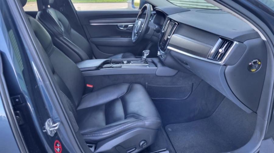 Zils Volvo V90 2018 Rīga, ar dzinēja tilpumu 2.00 L un nobraukumu 198 tūkst. km par 23500 €, foto 6 vietnē AUTOMOTO.COM.LV