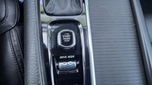 Zils Volvo V90 2018 Rīga, ar dzinēja tilpumu 2.00 L un nobraukumu 198 tūkst. km par 23500 €, foto 18 vietnē AUTOMOTO.COM.LV