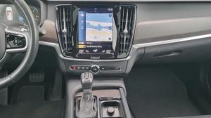 Zils Volvo V90 2018 Rīga, ar dzinēja tilpumu 2.00 L un nobraukumu 198 tūkst. km par 23500 €, foto 31 vietnē AUTOMOTO.COM.LV