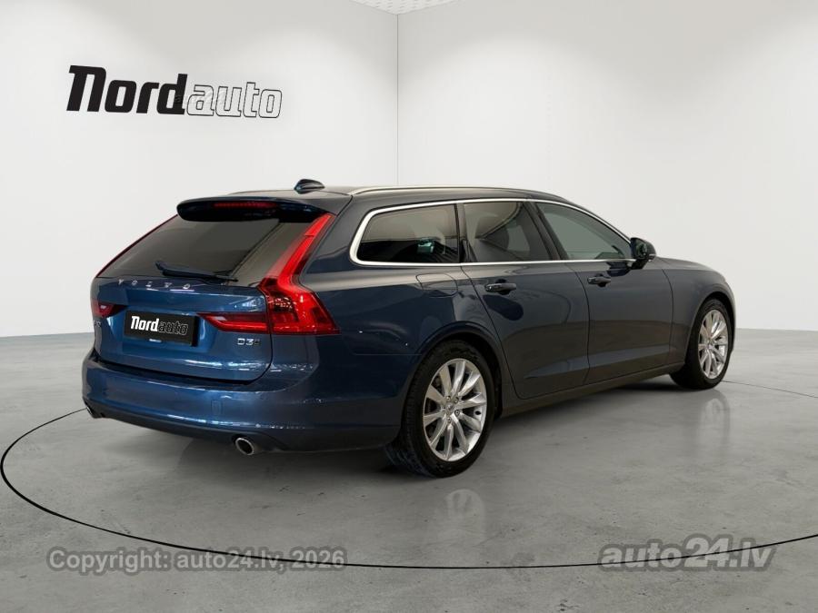 Zils Volvo V90 2018 Tallina, ar dzinēja tilpumu 2.00 L un nobraukumu 199 tūkst. km par 19900 €, foto 3 vietnē AUTOMOTO.COM.LV