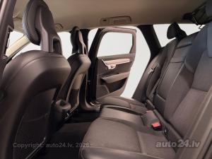 Zils Volvo V90 2018 Tallina, ar dzinēja tilpumu 2.00 L un nobraukumu 199 tūkst. km par 19900 €, foto 7 vietnē AUTOMOTO.COM.LV