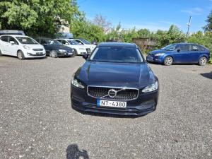 Zils Volvo V90 2019 Rīga, ar dzinēja tilpumu 2.00 L un nobraukumu 196 tūkst. km par 18790 €, foto 3 vietnē AUTOMOTO.COM.LV