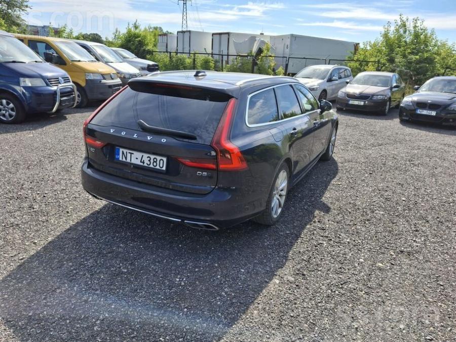 Zils Volvo V90 2019 Rīga, ar dzinēja tilpumu 2.00 L un nobraukumu 196 tūkst. km par 18790 €, foto 6 vietnē AUTOMOTO.COM.LV