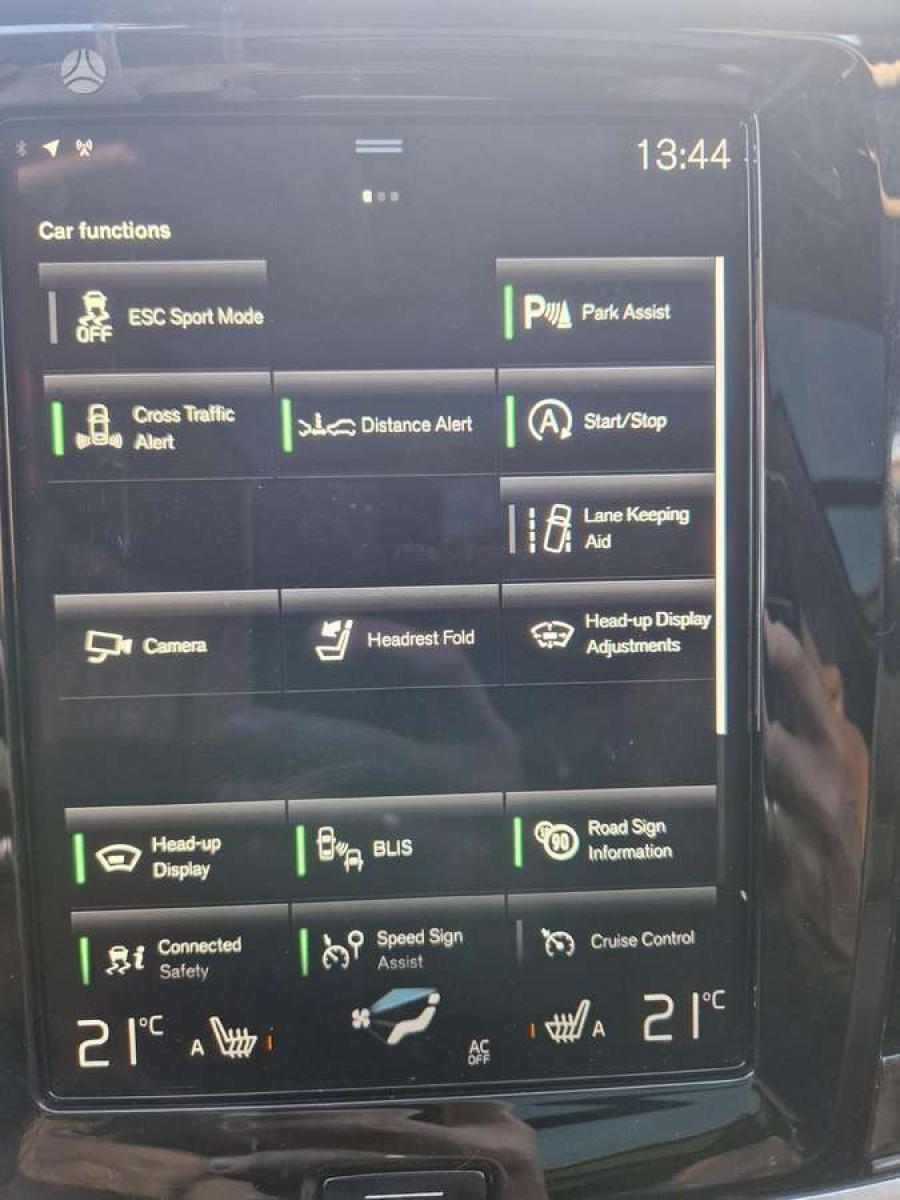 Zils Volvo V90 2019 Tauragė, ar dzinēja tilpumu 1.97 L un nobraukumu 239 tūkst. km par 20200 €, foto 13 vietnē AUTOMOTO.COM.LV