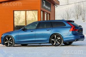 Blue Volvo V90 2019 in Tukums, with an engine capacity of 2.00 L and mileage of 211 thousand km for 18490 €, photo 5 on AUTOMOTO.COM.LV