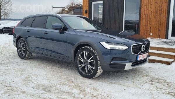 Zils Volvo V90 2019 Rīga, ar dzinēja tilpumu 2.00 L un nobraukumu 209 tūkst. km par 22500 €, foto 1 vietnē AUTOMOTO.COM.LV