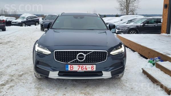 Zils Volvo V90 2019 Rīga, ar dzinēja tilpumu 2.00 L un nobraukumu 209 tūkst. km par 22500 €, foto 2 vietnē AUTOMOTO.COM.LV
