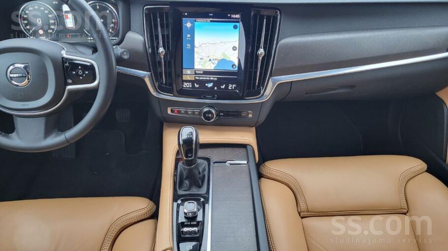 Zils Volvo V90 2019 Rīga, ar dzinēja tilpumu 2.00 L un nobraukumu 209 tūkst. km par 22500 €, foto 7 vietnē AUTOMOTO.COM.LV