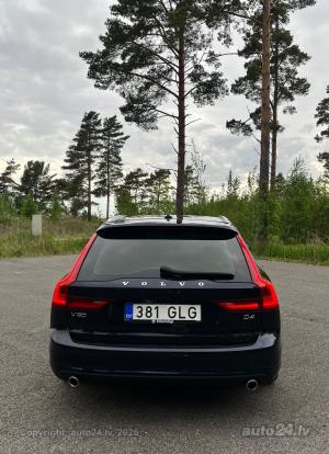 Zils Volvo V90 2019 Tallina, ar dzinēja tilpumu 2.00 L un nobraukumu 146 tūkst. km par 19500 €, foto 7 vietnē AUTOMOTO.COM.LV