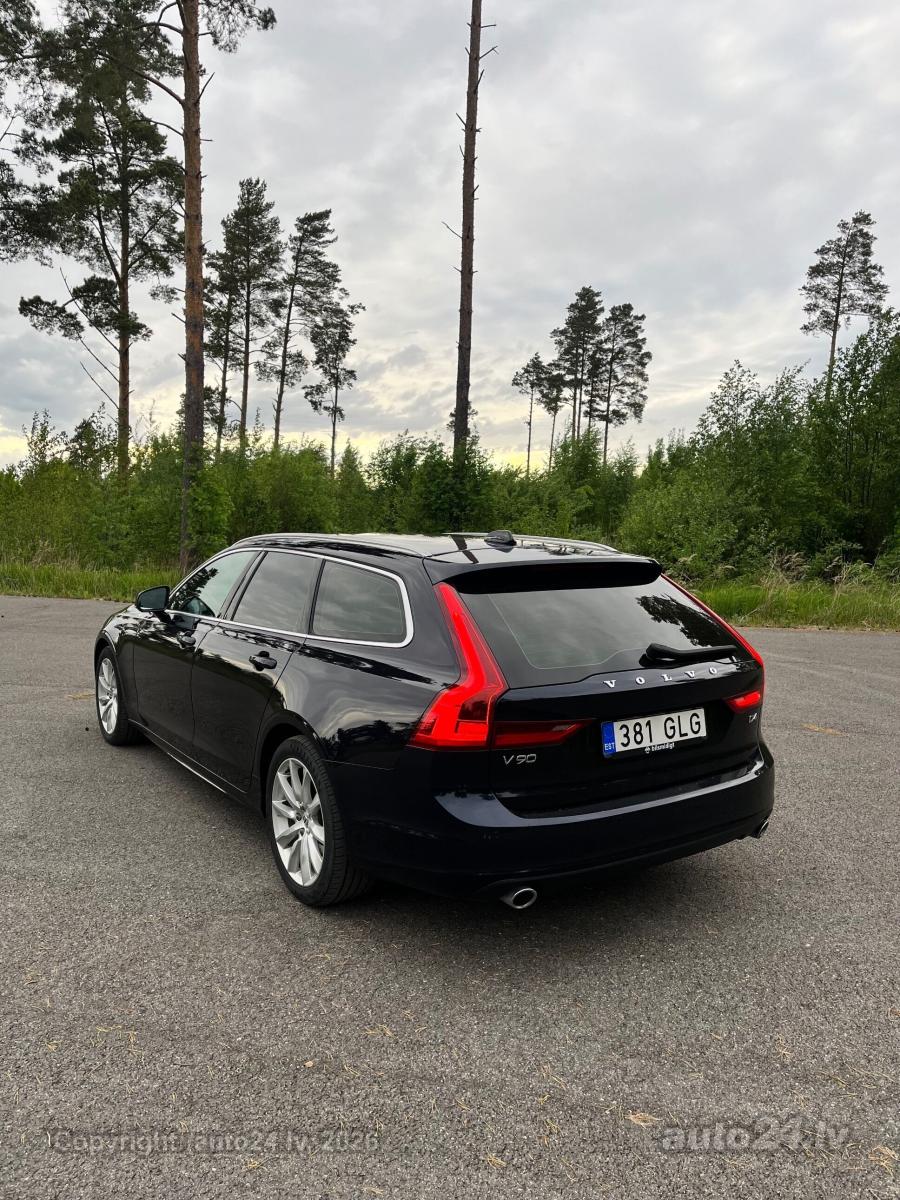 Zils Volvo V90 2019 Tallina, ar dzinēja tilpumu 2.00 L un nobraukumu 146 tūkst. km par 19500 €, foto 8 vietnē AUTOMOTO.COM.LV