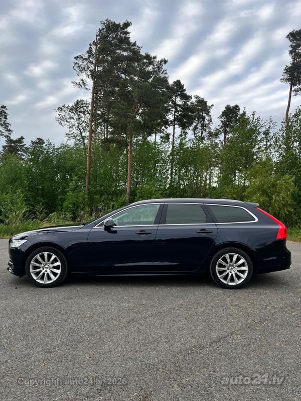 Zils Volvo V90 2019 Tallina, ar dzinēja tilpumu 2.00 L un nobraukumu 146 tūkst. km par 19500 €, foto 8 vietnē AUTOMOTO.COM.LV