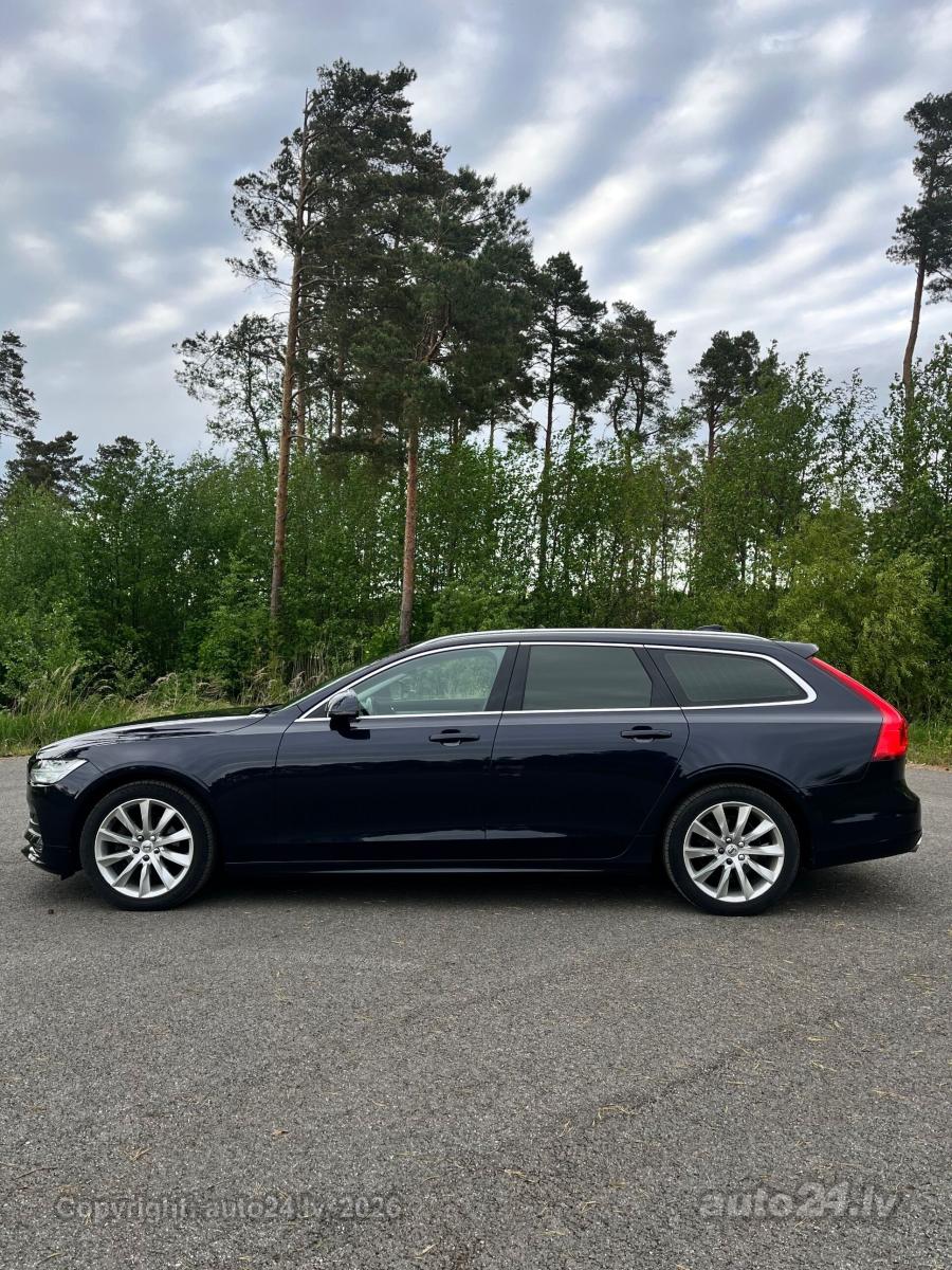 Zils Volvo V90 2019 Tallina, ar dzinēja tilpumu 2.00 L un nobraukumu 146 tūkst. km par 19500 €, foto 9 vietnē AUTOMOTO.COM.LV