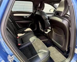 Blue Volvo V90 2019 in Panevezys, with an engine capacity of 1.97 L and mileage of 269 thousand km for 14800 €, photo 25 on AUTOMOTO.COM.LV