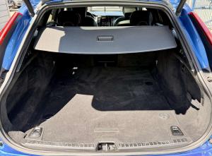 Blue Volvo V90 2019 in Panevezys, with an engine capacity of 1.97 L and mileage of 269 thousand km for 14800 €, photo 30 on AUTOMOTO.COM.LV