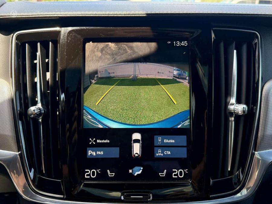 Blue Volvo V90 2019 in Panevezys, with an engine capacity of 1.97 L and mileage of 269 thousand km for 14800 €, photo 39 on AUTOMOTO.COM.LV