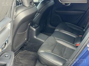 Zils Volvo V90 2019 Rīga, ar dzinēja tilpumu 2.00 L un nobraukumu 267 tūkst. km par 16900 €, foto 19 vietnē AUTOMOTO.COM.LV