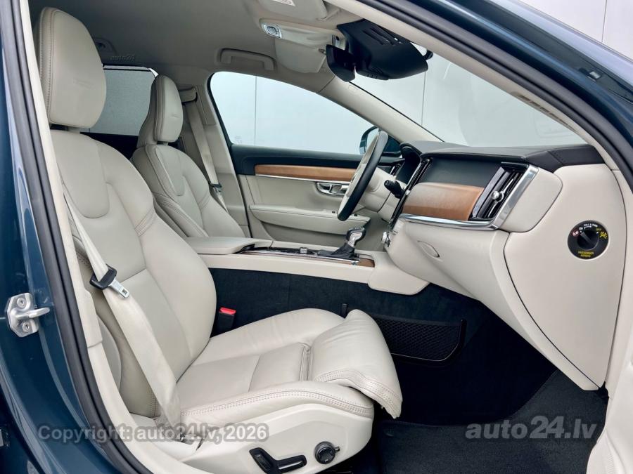 Zils Volvo V90 2019 Tallina, ar dzinēja tilpumu 2.00 L un nobraukumu 179 tūkst. km par 18500 €, foto 15 vietnē AUTOMOTO.COM.LV