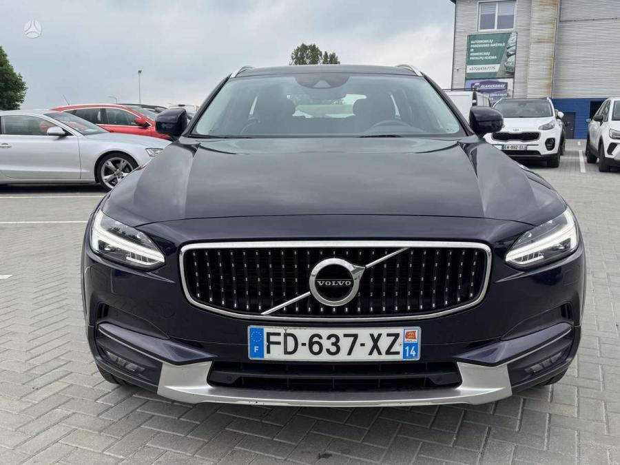 Zils Volvo V90 2019 Tauragė, ar dzinēja tilpumu 1.97 L un nobraukumu 318 tūkst. km par 14900 €, foto 3 vietnē AUTOMOTO.COM.LV