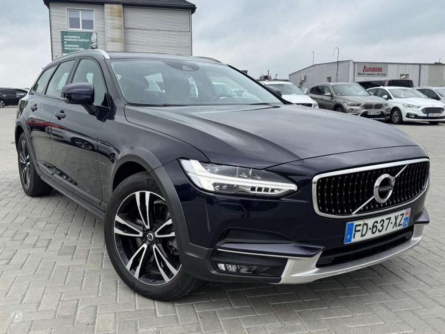 Zils Volvo V90 2019 Tauragė, ar dzinēja tilpumu 1.97 L un nobraukumu 318 tūkst. km par 14900 €, foto 4 vietnē AUTOMOTO.COM.LV