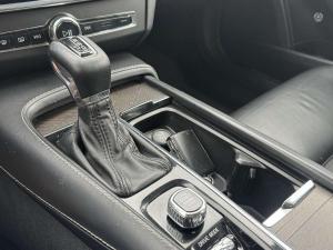 Zils Volvo V90 2019 Tauragė, ar dzinēja tilpumu 1.97 L un nobraukumu 318 tūkst. km par 14900 €, foto 16 vietnē AUTOMOTO.COM.LV
