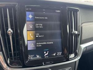 Zils Volvo V90 2019 Tauragė, ar dzinēja tilpumu 1.97 L un nobraukumu 318 tūkst. km par 14900 €, foto 18 vietnē AUTOMOTO.COM.LV