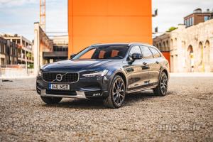 Zils Volvo V90 2019 Tallina, ar dzinēja tilpumu 2.00 L un nobraukumu 157 tūkst. km par 27990 €, foto 4 vietnē AUTOMOTO.COM.LV