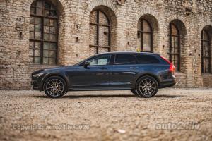 Zils Volvo V90 2019 Tallina, ar dzinēja tilpumu 2.00 L un nobraukumu 157 tūkst. km par 27990 €, foto 5 vietnē AUTOMOTO.COM.LV