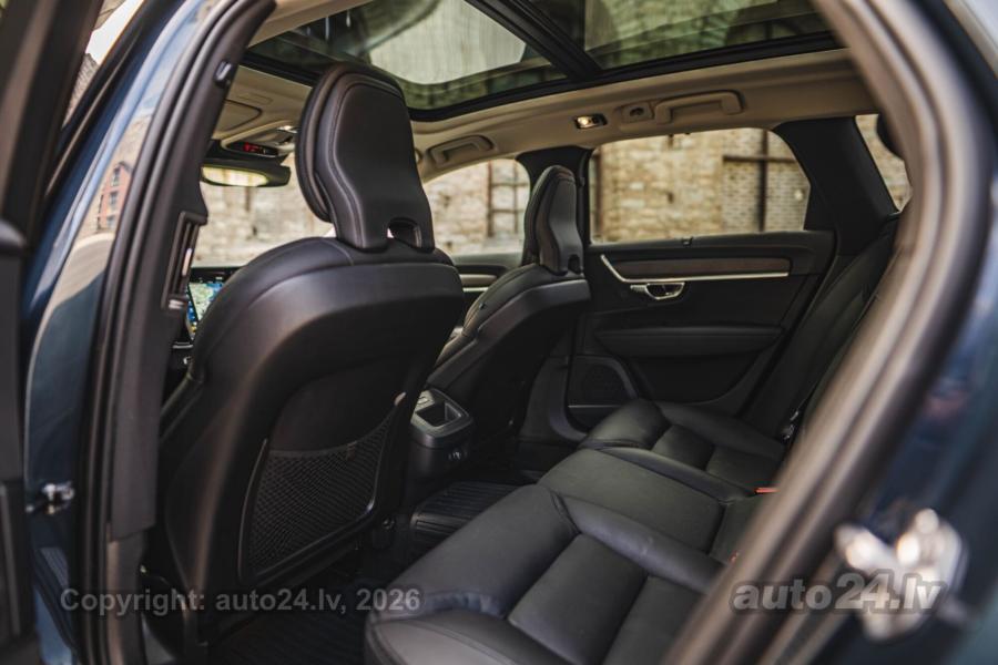 Zils Volvo V90 2019 Tallina, ar dzinēja tilpumu 2.00 L un nobraukumu 157 tūkst. km par 27990 €, foto 10 vietnē AUTOMOTO.COM.LV