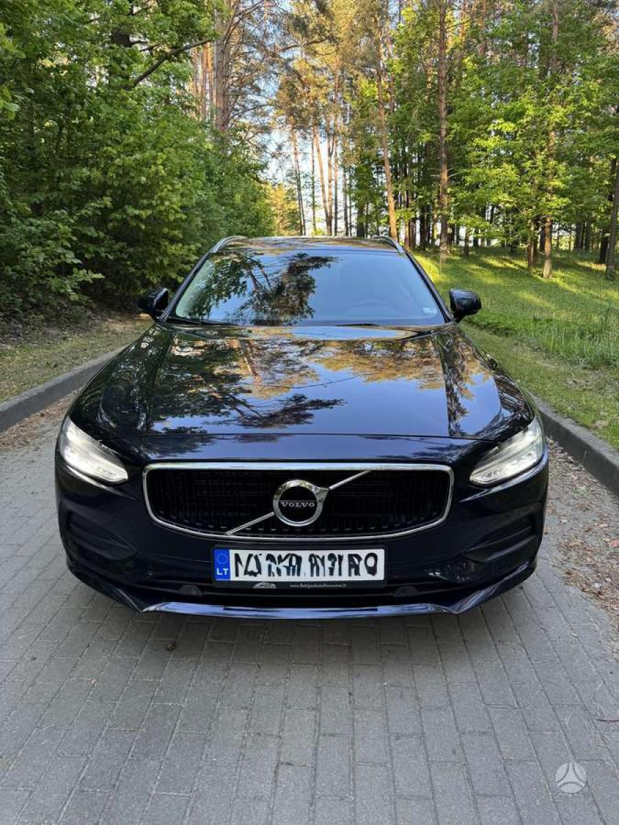 Zils Volvo V90 2019 Viļņa, ar dzinēja tilpumu 1.97 L un nobraukumu 243 tūkst. km par 14999 €, foto 3 vietnē AUTOMOTO.COM.LV
