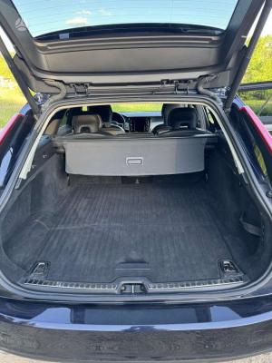 Zils Volvo V90 2019 Viļņa, ar dzinēja tilpumu 1.97 L un nobraukumu 243 tūkst. km par 14999 €, foto 19 vietnē AUTOMOTO.COM.LV