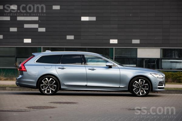 Zils Volvo V90 2020 Jelgava, ar dzinēja tilpumu 2.00 L un nobraukumu 0 tūkst. km par 20900 €, foto 5 vietnē AUTOMOTO.COM.LV