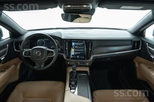 Blue Volvo V90 2020 in Riga, with an engine capacity of 2.00 L and mileage of 222 thousand km for 19900 €, photo 7 on AUTOMOTO.COM.LV