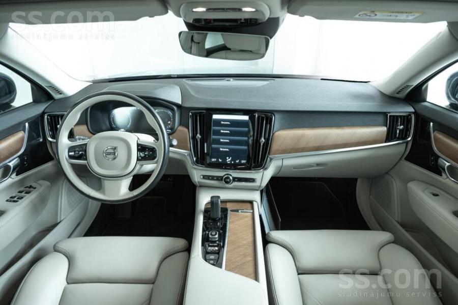 Zils Volvo V90 2020 Rīga, ar dzinēja tilpumu 2.00 L un nobraukumu 175 tūkst. km par 20900 €, foto 5 vietnē AUTOMOTO.COM.LV