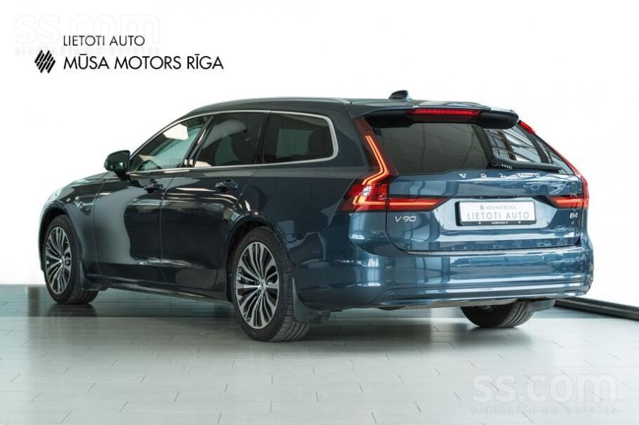 Zils Volvo V90 2020 Rīga, ar dzinēja tilpumu 2.00 L un nobraukumu 175 tūkst. km par 20900 €, foto 9 vietnē AUTOMOTO.COM.LV
