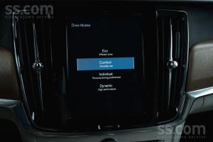 Zils Volvo V90 2020 Rīga, ar dzinēja tilpumu 2.00 L un nobraukumu 175 tūkst. km par 20900 €, foto 24 vietnē AUTOMOTO.COM.LV