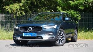 Blue Volvo V90 2021 in Voru, with an engine capacity of 2.00 L and mileage of 193 thousand km for 25900 €, photo  on AUTOMOTO.COM.LV
