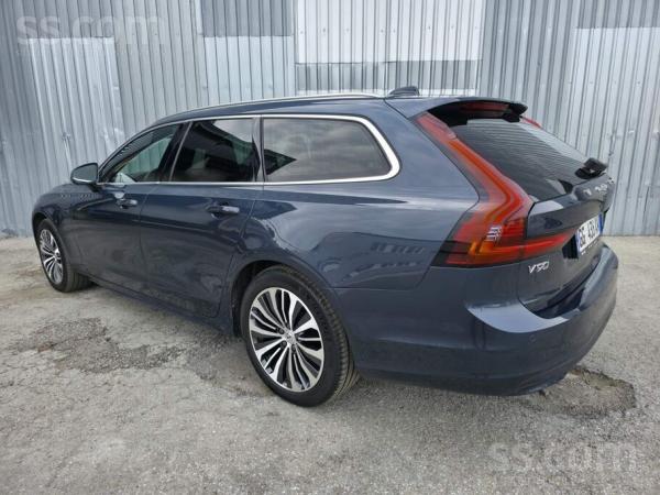 Zils Volvo V90 2021 Tallina, ar dzinēja tilpumu 2.00 L un nobraukumu 155 tūkst. km par 23850 €, foto 4 vietnē AUTOMOTO.COM.LV