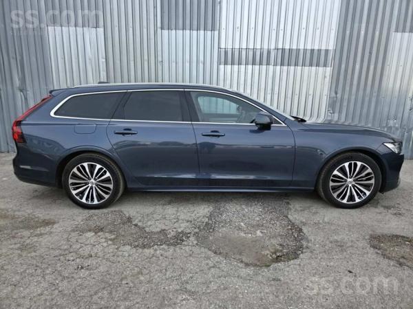 Zils Volvo V90 2021 Tallina, ar dzinēja tilpumu 2.00 L un nobraukumu 155 tūkst. km par 23850 €, foto 5 vietnē AUTOMOTO.COM.LV