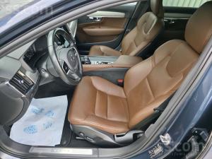 Blue Volvo V90 2021 in Tallinn, with an engine capacity of 2.00 L and mileage of 155 thousand km for 23850 €, photo 8 on AUTOMOTO.COM.LV